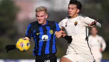 Vanna Ly miał zawał w samolocie. Historia kuriozalnego oświadczenia Wisły Kraków | TVP SPORT