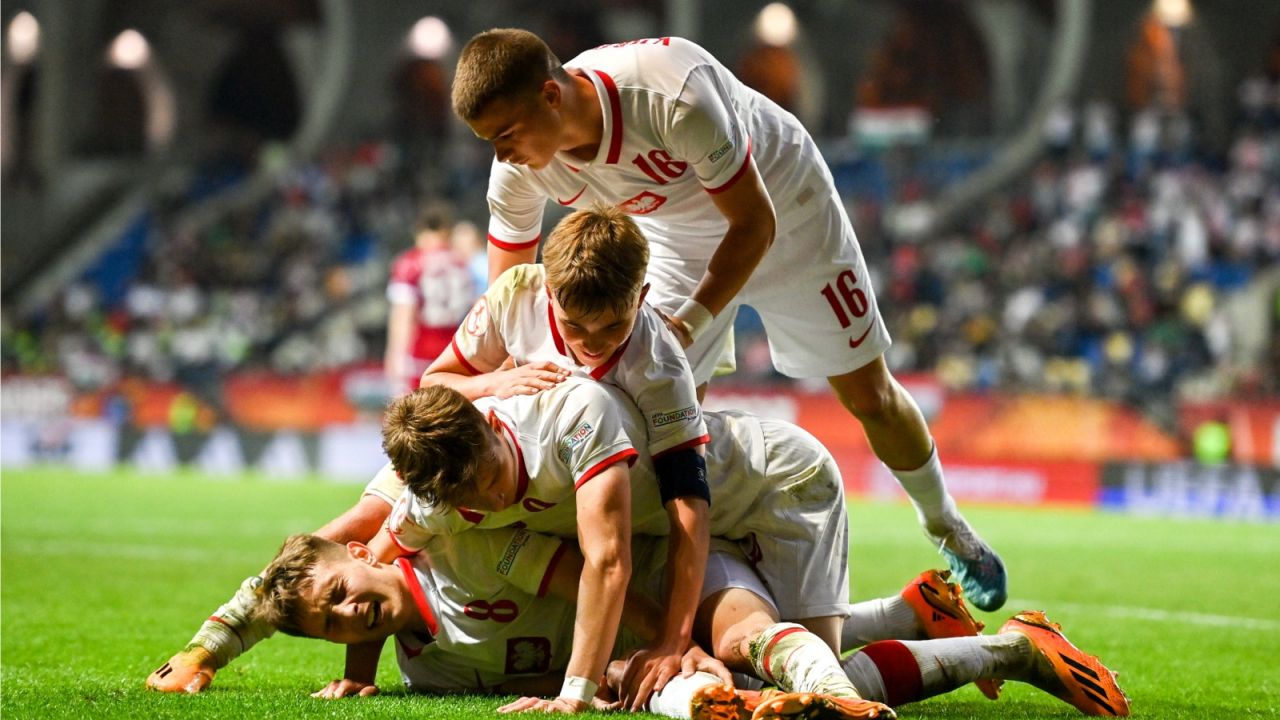 Reprezentacja Polski U19 wygrała z Rumunią w meczu towarzyskim na ... Reprezentacja Polski U19 wygrała z Rumunią w meczu towarzyskim na ...