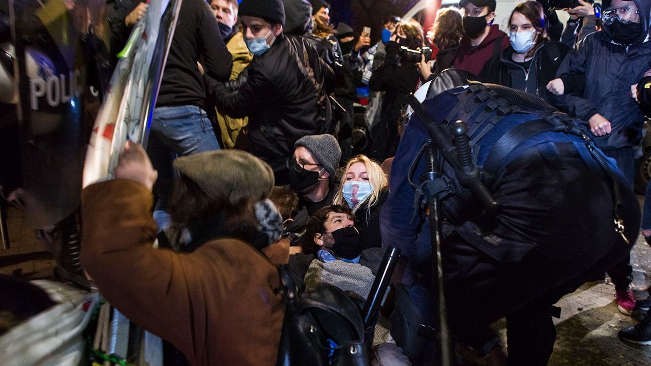 Spryskanie gazem Magdaleny Biejat. Akt oskarżenia wobec policjanta ...