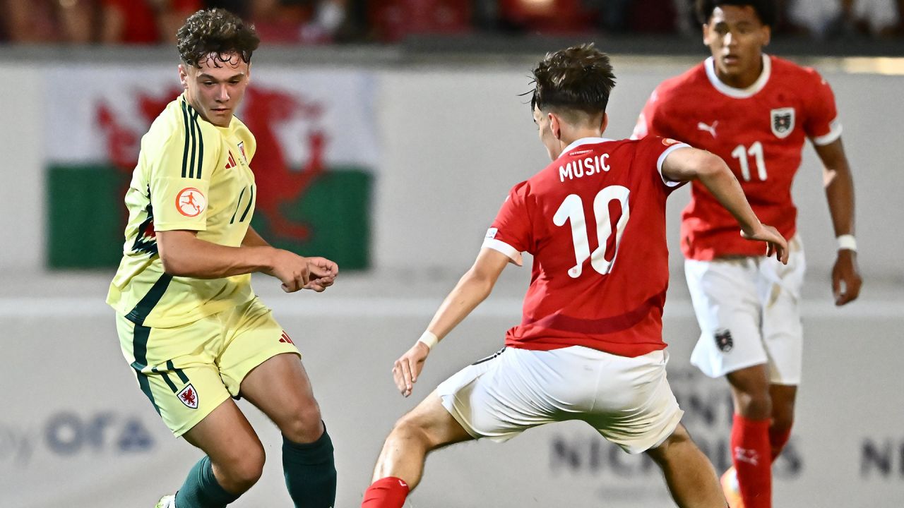 Euro U17: Austria – Walia [SKRÓT] | TVP SPORT