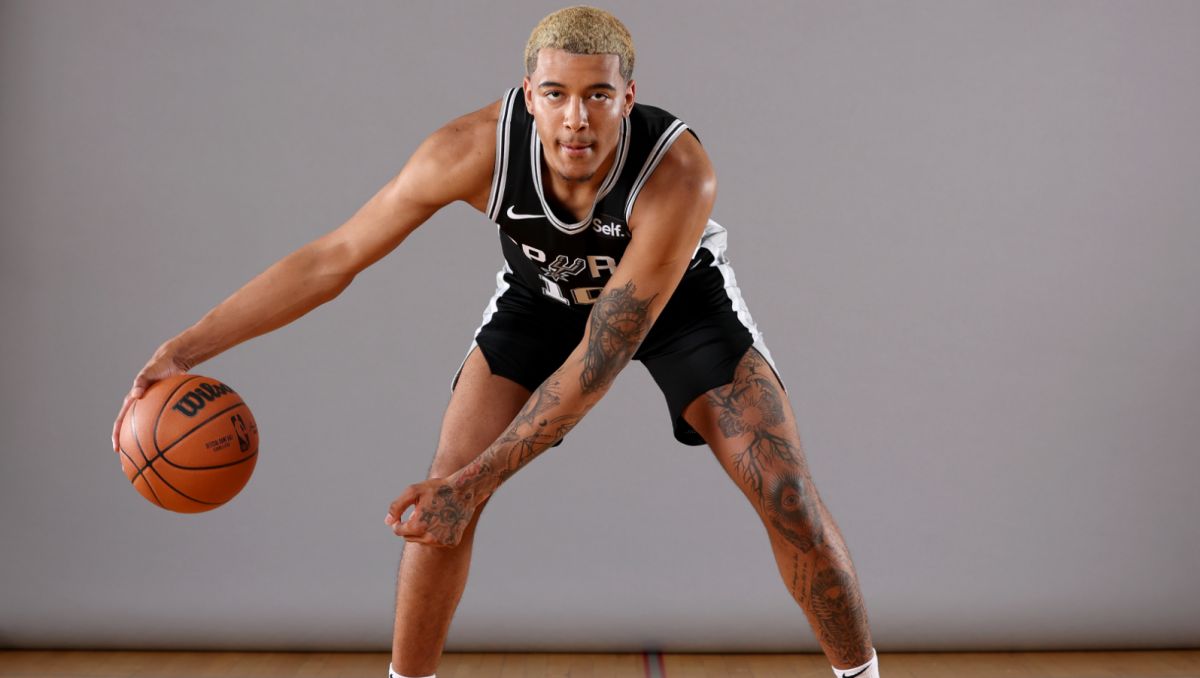 NBA. Jeremy Sochan rozegrał pierwszy mecz w San Antonio Spurs – skrót ...