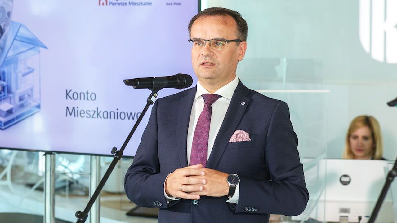 Prezes PKO BP Dariusz Szwed złożył rezygnację z funkcji | TVP INFO Prezes PKO BP Dariusz Szwed złożył rezygnację z funkcji | TVP INFO