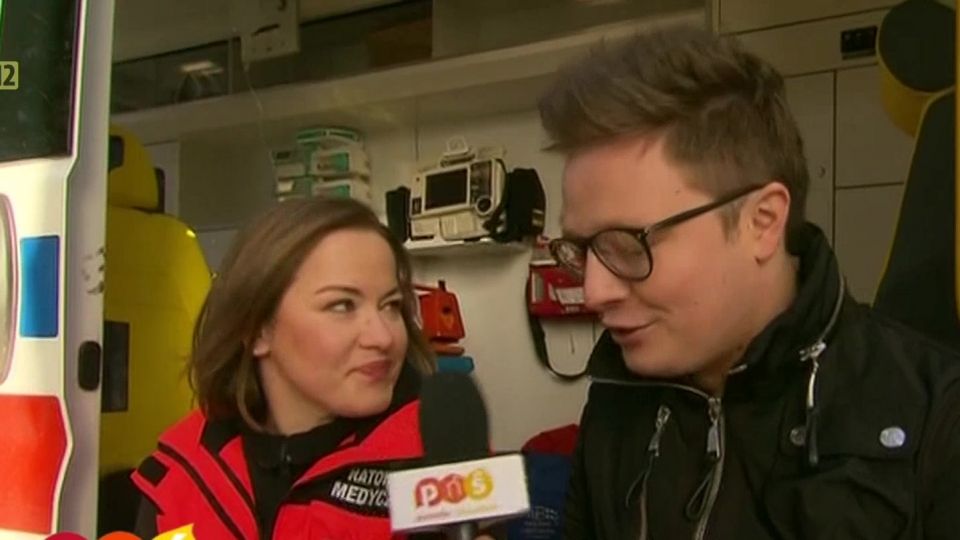 Na planie serialu „Na sygnale” - Tomasz Piątkowski i Anna Haba