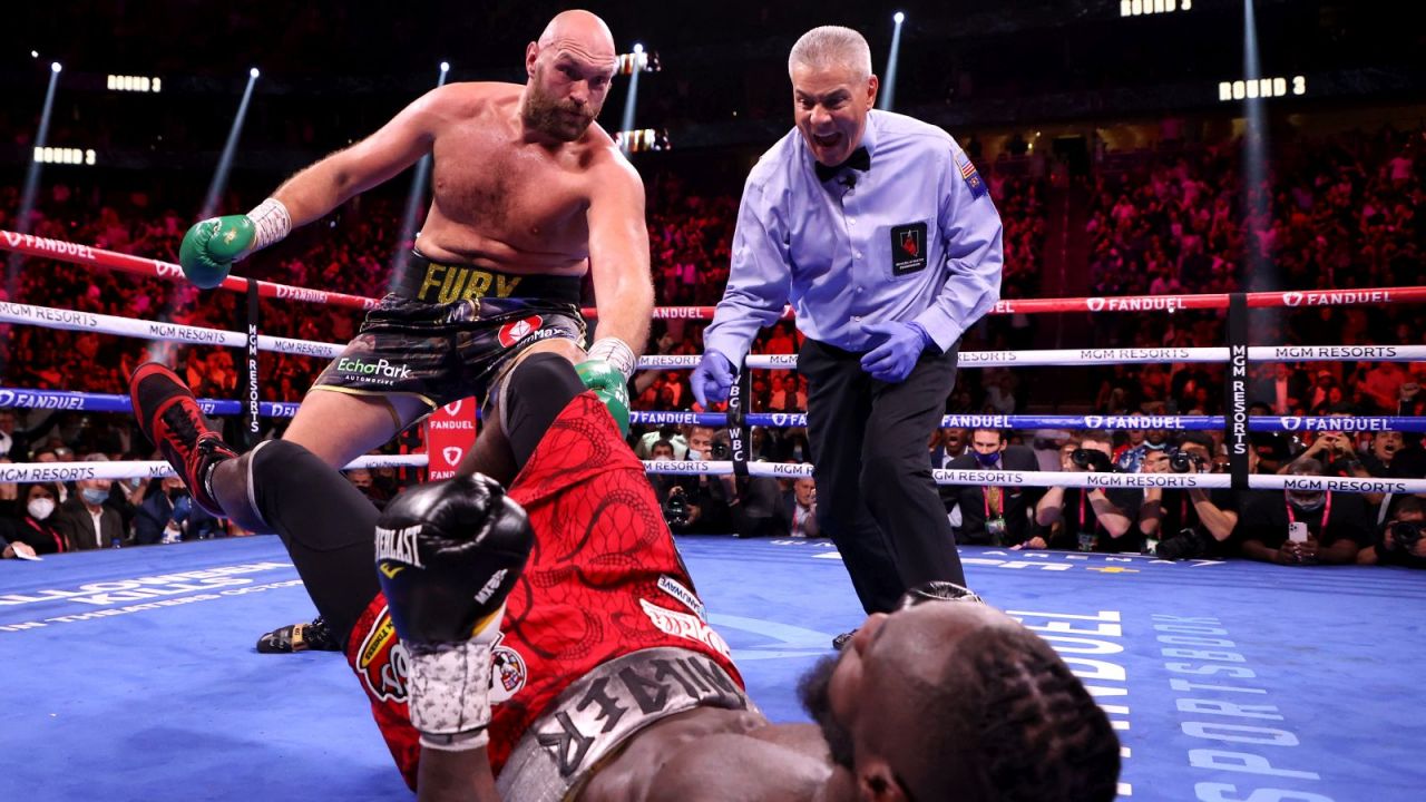 Boks, Fury – Wilder 3. "Król Cyganów" znokautował Amerykanina! | TVP SPORT