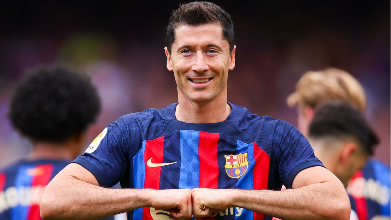 La Liga. Robert Lewandowski po raz kolejny doceniony. Snajper Barcelony ...