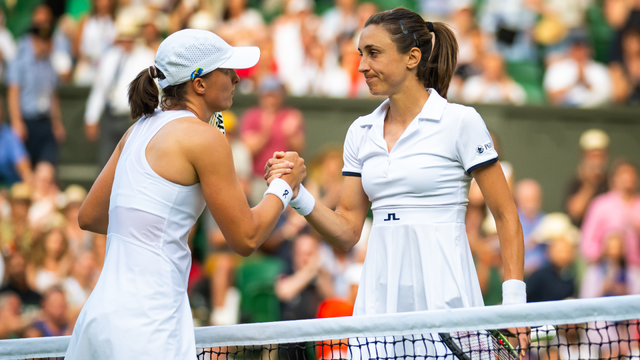 Wimbledon: mecz Iga Świątek - Petra Martic w 3. rundzie. Skrót meczu ... Wimbledon: mecz Iga Świątek - Petra Martic w 3. rundzie. Skrót meczu ...