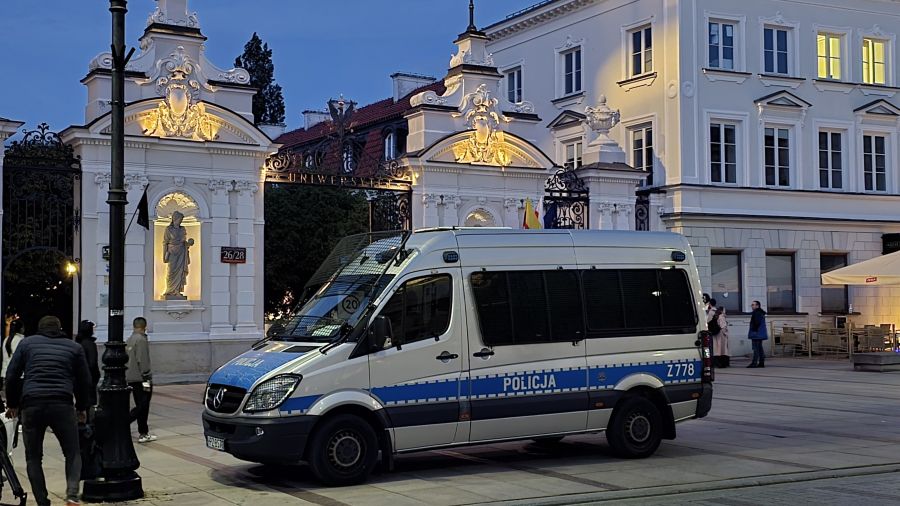 Brutalne morderstwo na kampusie UW. Sprzeczne informacje o zeznaniach Mieszka R.