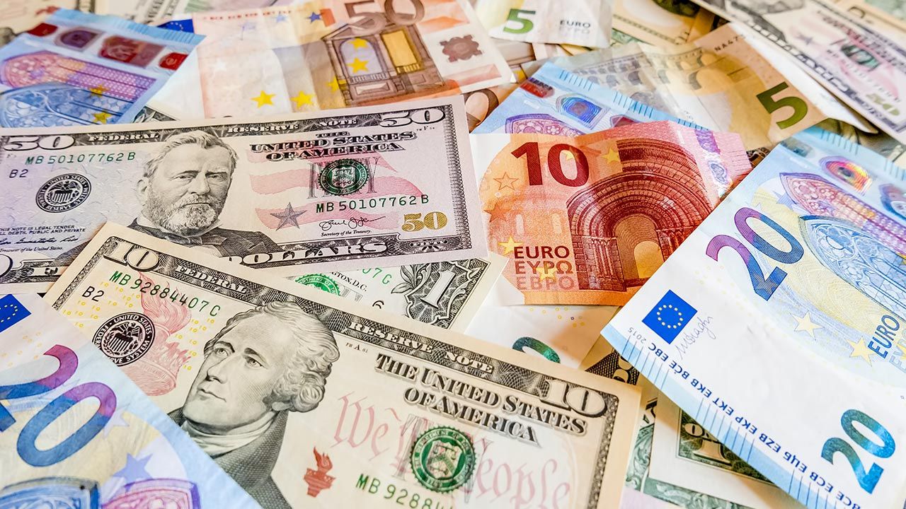 Kursy Walut NBP 1 06 2021 Euro Dolar Funt Frank We Wtorek 1 Czerwca kursy-walut-nbp-1-06-2021-euro-dolar-funt-frank-we-wtorek-1-czerwca