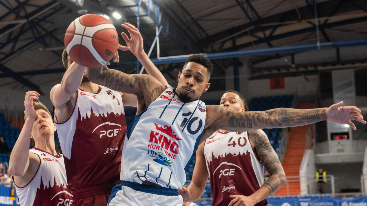 Puchar Polski koszykarzy. Spójnia Stargard pierwszym półfinalistą | TVP ...