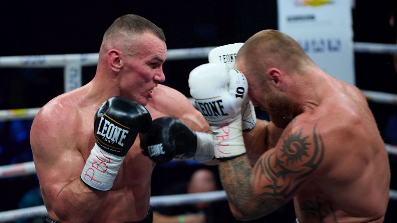 Mateusz Masternak pokonał Floyda Massona po bardzo trudnym pojedynku ...