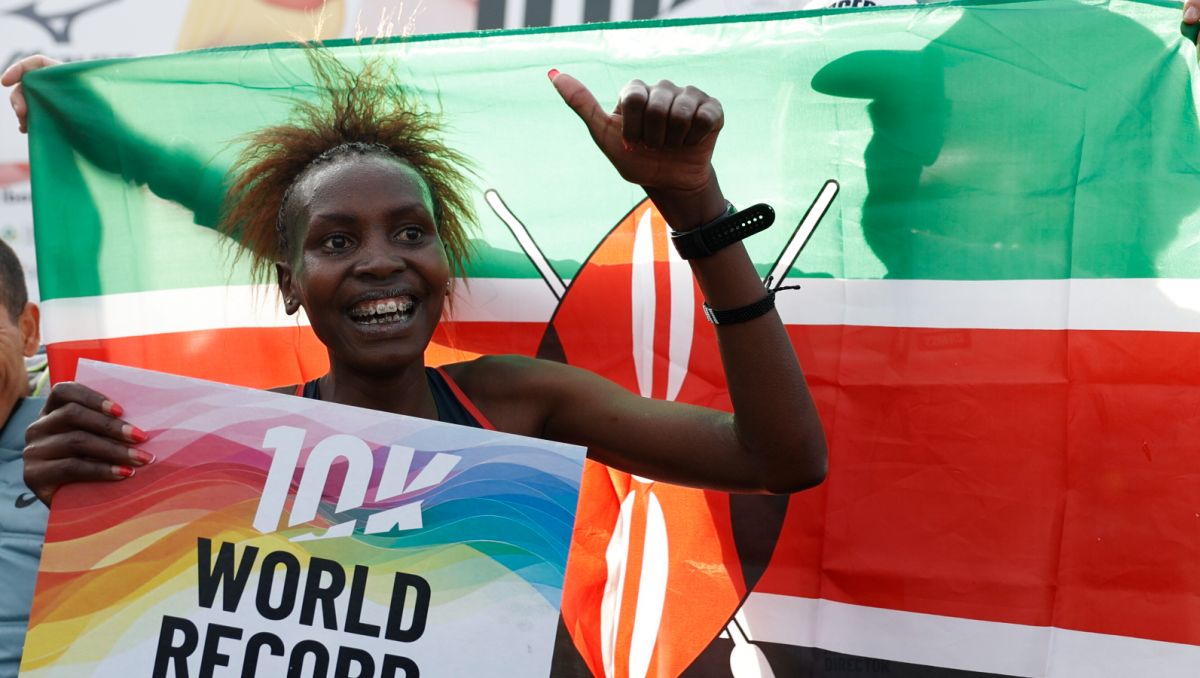 Rekordy świata w biegu na 5 i 10 km pobite! | TVP SPORT