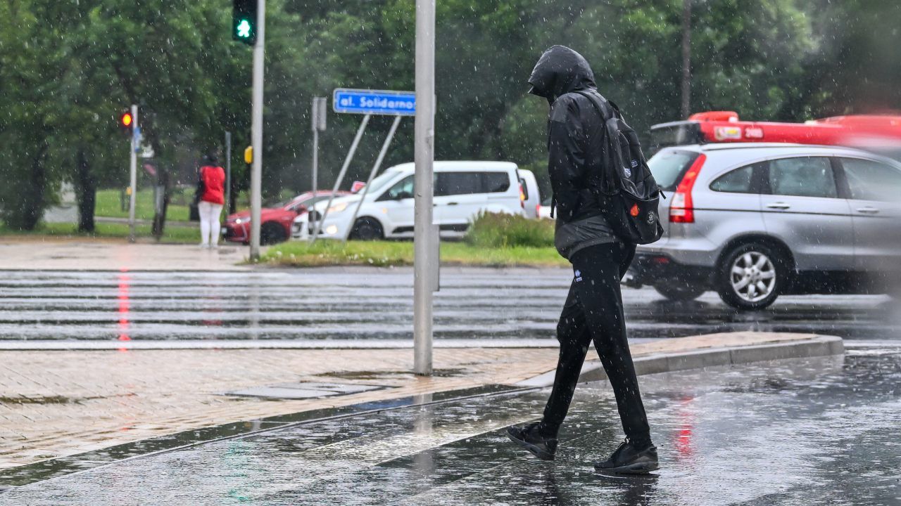 Prognoza pogody na niedzielę 16 czerwca. IMGW: deszcz, burze, grad ... Prognoza pogody na niedzielę 16 czerwca. IMGW: deszcz, burze, grad ...